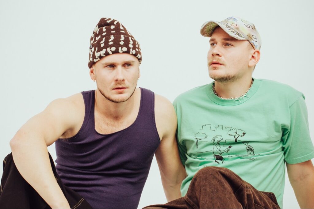 Cosmo's Midnightが最新AL『Stop Thinking Start Feeling』を5月24日にリリース！ | 3 is a ...